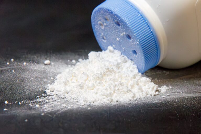 Editors won’t retract talc and cancer article J&J says is false in ...
